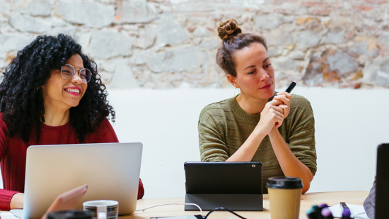 Aspectos destacados de la app de Creator Studio : Learn new skills to ...