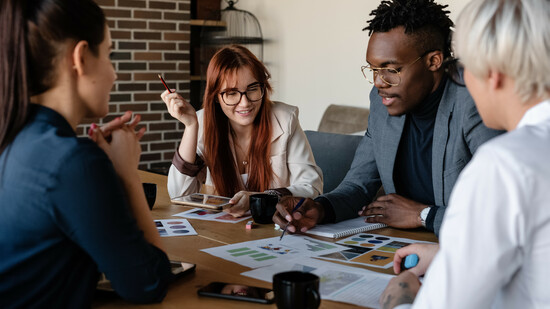 Accelerate your growth : Learn new skills to build your brand or business